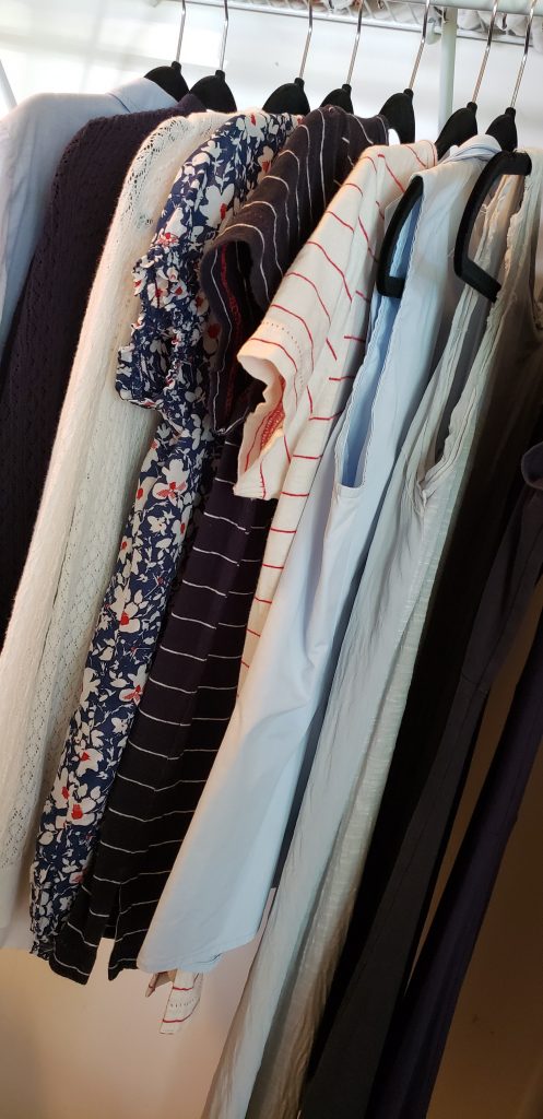 My Mini Wardrobe - Journeys of a Homemaker